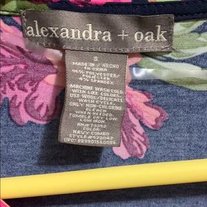 alexandra + oaks | Dresses | Brand New Knee Length Dress Threequarter ...
